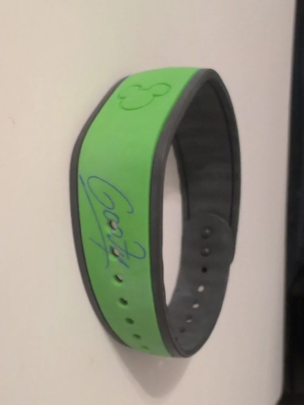 Disney | Wearables | Goofy Green Magicbandstyle Wearable | Poshmark